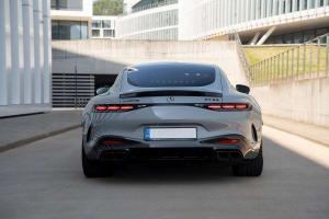 Серый Мерседес AMG GT 2024 в Вильнюс, объемом двигателя 3.98 л и пробегом 17 тыс. км за 162900 €, фото 4 на AUTOMOTO.COM.LV