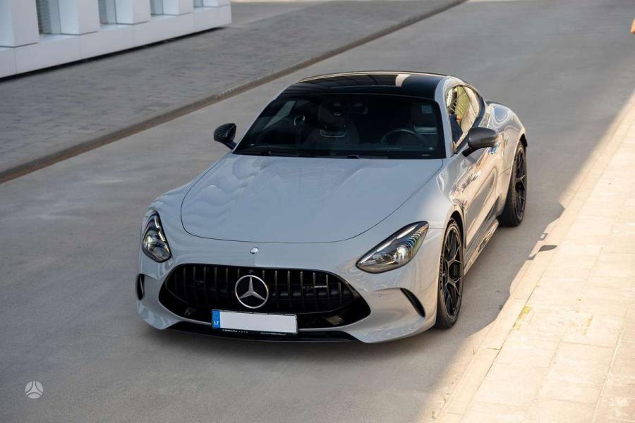 Серый Мерседес AMG GT 2024 в Вильнюс, объемом двигателя 3.98 л и пробегом 17 тыс. км за 162900 €, фото 8 на AUTOMOTO.COM.LV