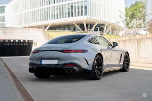 Серый Мерседес AMG GT 2024 в Вильнюс, объемом двигателя 3.98 л и пробегом 17 тыс. км за 162900 €, фото 11 на AUTOMOTO.COM.LV