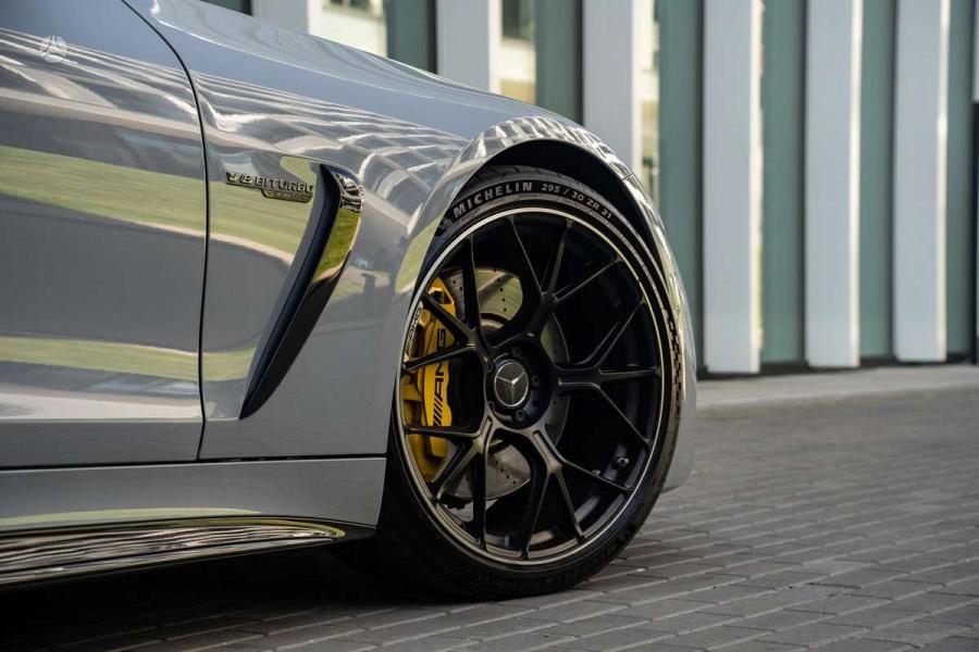 Серый Мерседес AMG GT 2024 в Вильнюс, объемом двигателя 3.98 л и пробегом 17 тыс. км за 162900 €, фото 14 на AUTOMOTO.COM.LV
