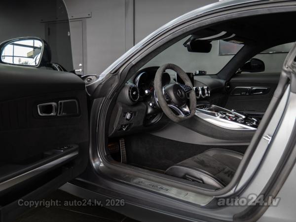 Pelēks Mercedes-Benz amg-gt 2017 Tallina, ar dzinēja tilpumu 4.00 L un nobraukumu 31 tūkst. km par 99900 €, foto 5 vietnē AUTOMOTO.COM.LV