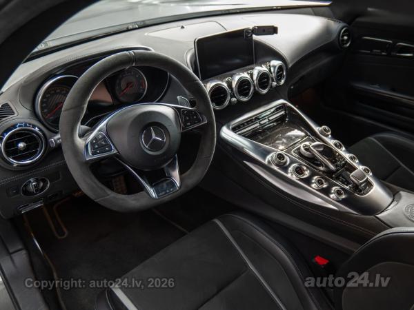 Pelēks Mercedes-Benz amg-gt 2017 Tallina, ar dzinēja tilpumu 4.00 L un nobraukumu 31 tūkst. km par 99900 €, foto 7 vietnē AUTOMOTO.COM.LV