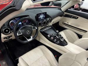 Красный Мерседес AMG GT 2018 в Вильнюс, объемом двигателя 4.00 л и пробегом 64 тыс. км за 77999 €, фото 12 на AUTOMOTO.COM.LV