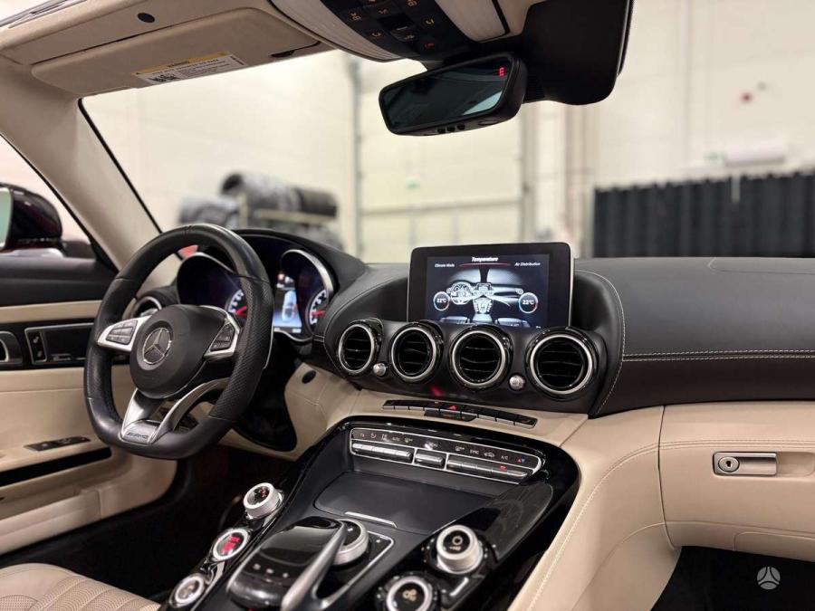Красный Мерседес AMG GT 2018 в Вильнюс, объемом двигателя 4.00 л и пробегом 64 тыс. км за 77999 €, фото 19 на AUTOMOTO.COM.LV