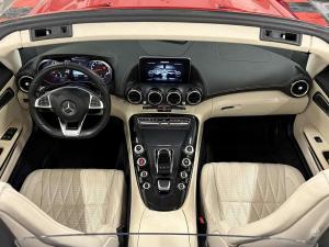 Red Mercedes-Benz amg-gt 2018 in Vilnius, with an engine capacity of 4.00 L and mileage of 64 thousand km for 71999 €, photo 20 on AUTOMOTO.COM.LV