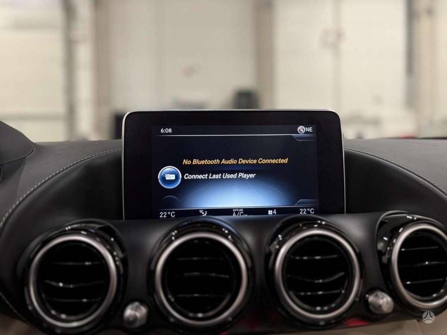 Red Mercedes-Benz amg-gt 2018 in Vilnius, with an engine capacity of 4.00 L and mileage of 64 thousand km for 71999 €, photo 29 on AUTOMOTO.COM.LV