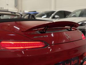 Red Mercedes-Benz amg-gt 2018 in Vilnius, with an engine capacity of 4.00 L and mileage of 64 thousand km for 71999 €, photo 32 on AUTOMOTO.COM.LV