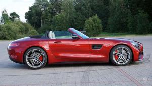 Красный Мерседес AMG GT 2019 в Плунге, объемом двигателя 3.98 л и пробегом 55 тыс. км за 77000 €, фото 9 на AUTOMOTO.COM.LV