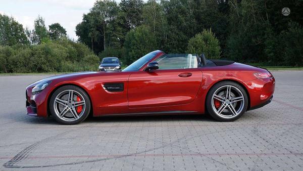 Мерседес AMG GT 2019 в Плунге на AUTOMOTO.COM.LV Красный Мерседес AMG GT 2019 в Плунге, объемом двигателя 3.98 л и пробегом 55 тыс. км за 77000 €, фото 11 на AUTOMOTO.COM.LV