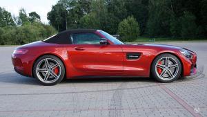 Красный Мерседес AMG GT 2019 в Плунге, объемом двигателя 3.98 л и пробегом 55 тыс. км за 77000 €, фото 14 на AUTOMOTO.COM.LV