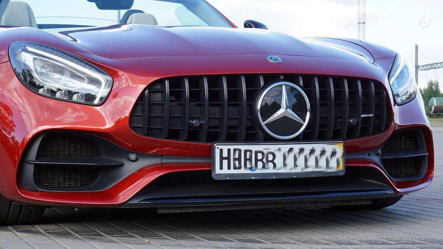 Красный Мерседес AMG GT 2019 в Плунге, объемом двигателя 3.98 л и пробегом 55 тыс. км за 77000 €, фото 20 на AUTOMOTO.COM.LV