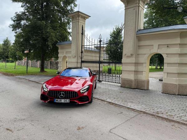 Sarkans Mercedes-Benz amg-gt 2020 Viļņa, ar dzinēja tilpumu 3.98 L un nobraukumu 30 tūkst. km par 80000 €, foto 5 vietnē AUTOMOTO.COM.LV