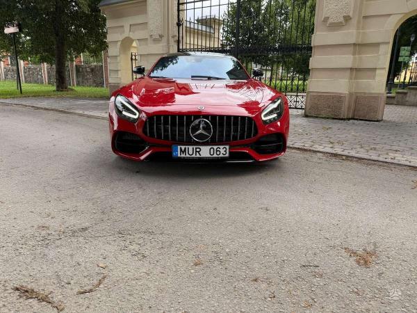 Sarkans Mercedes-Benz amg-gt 2020 Viļņa, ar dzinēja tilpumu 3.98 L un nobraukumu 30 tūkst. km par 80000 €, foto 8 vietnē AUTOMOTO.COM.LV