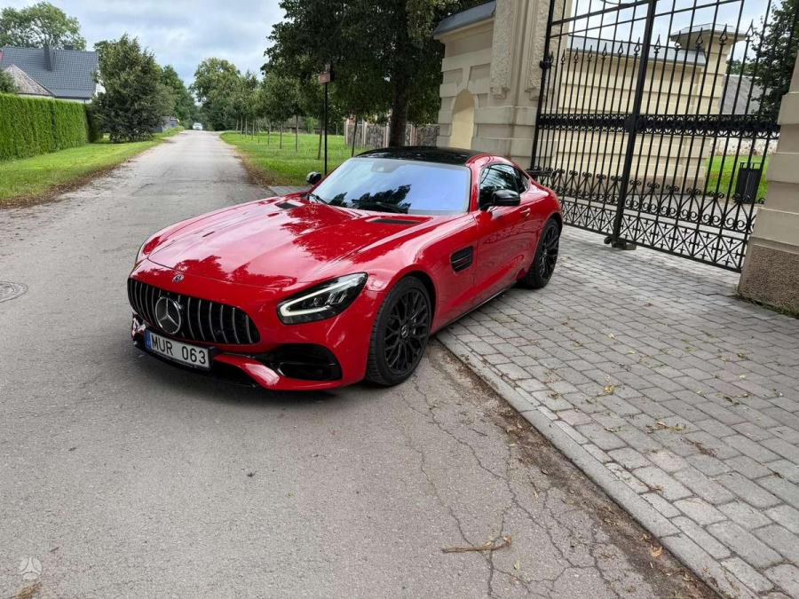 Красный Мерседес AMG GT 2020 в Вильнюс, объемом двигателя 3.98 л и пробегом 30 тыс. км за 80000 €, фото 13 на AUTOMOTO.COM.LV