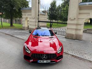 Красный Мерседес AMG GT 2020 в Вильнюс, объемом двигателя 3.98 л и пробегом 30 тыс. км за 80000 €, фото 14 на AUTOMOTO.COM.LV