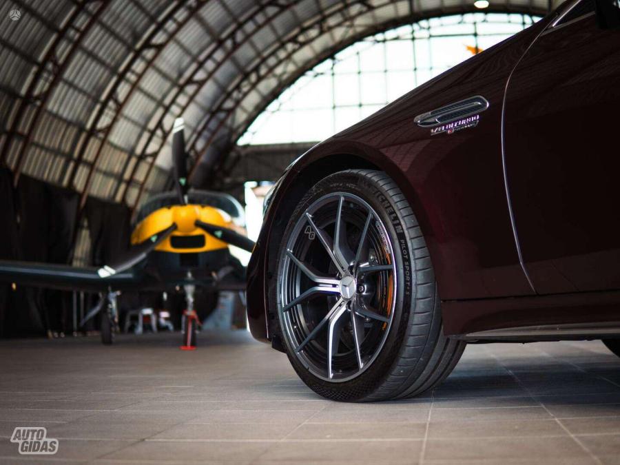 Красный Мерседес AMG GT 2022 в Мариямполе, объемом двигателя 4.00 л и пробегом 45 тыс. км за 109950 €, фото 16 на AUTOMOTO.COM.LV