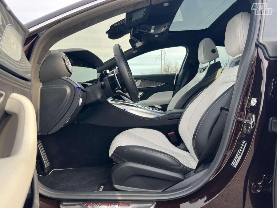 Красный Мерседес AMG GT 2022 в Мариямполе, объемом двигателя 4.00 л и пробегом 45 тыс. км за 109950 €, фото 34 на AUTOMOTO.COM.LV