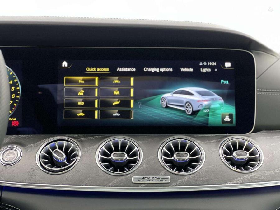 Красный Мерседес AMG GT 2022 в Мариямполе, объемом двигателя 4.00 л и пробегом 45 тыс. км за 109950 €, фото 38 на AUTOMOTO.COM.LV
