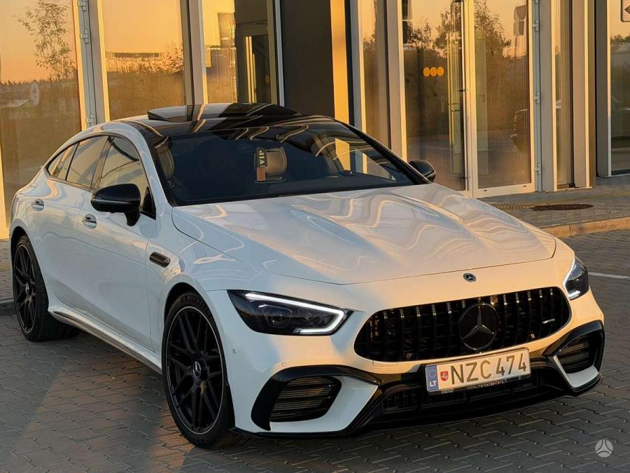 Белый Мерседес AMG GT 2019 в Вильнюс, объемом двигателя 3.00 л и пробегом 34 тыс. км за 75000 €, фото 4 на AUTOMOTO.COM.LV