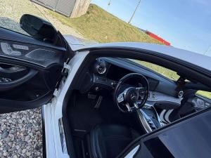 Белый Мерседес AMG GT 2019 в Вильнюс, объемом двигателя 3.00 л и пробегом 34 тыс. км за 75000 €, фото 29 на AUTOMOTO.COM.LV