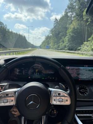 Белый Мерседес AMG GT 2019 в Вильнюс, объемом двигателя 3.00 л и пробегом 34 тыс. км за 75000 €, фото 30 на AUTOMOTO.COM.LV