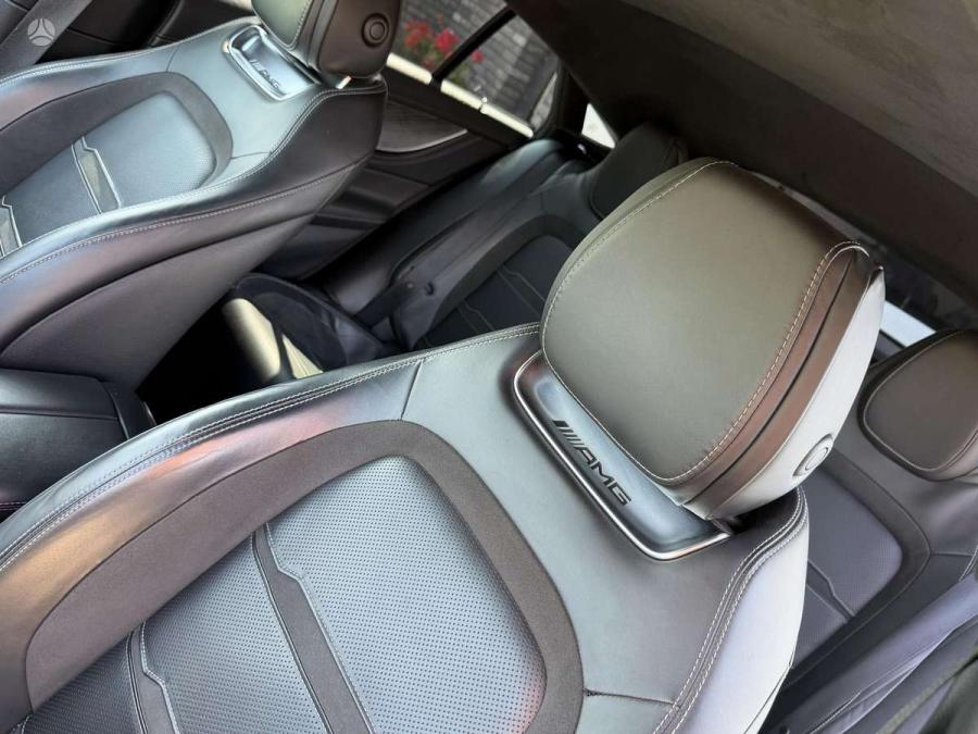 Белый Мерседес AMG GT 2019 в Вильнюс, объемом двигателя 3.00 л и пробегом 34 тыс. км за 75000 €, фото 34 на AUTOMOTO.COM.LV