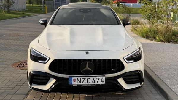 Мерседес AMG GT 2019 в Вильнюс на AUTOMOTO.COM.LV Белый Мерседес AMG GT 2019 в Вильнюс, объемом двигателя 3.00 л и пробегом 34 тыс. км за 75000 €, фото 1 на AUTOMOTO.COM.LV