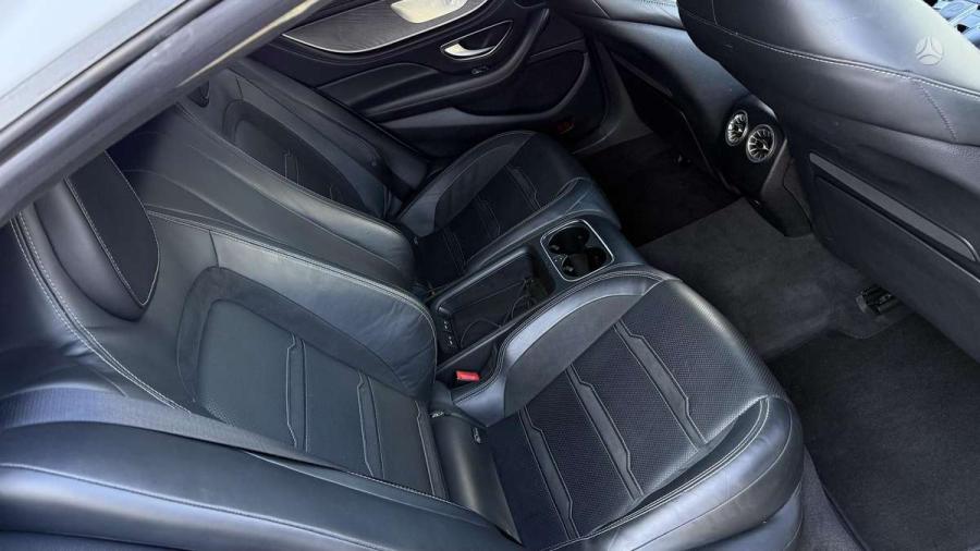 Белый Мерседес AMG GT 2019 в Вильнюс, объемом двигателя 3.00 л и пробегом 34 тыс. км за 75000 €, фото 24 на AUTOMOTO.COM.LV