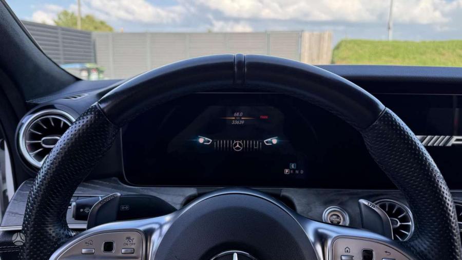 Белый Мерседес AMG GT 2019 в Вильнюс, объемом двигателя 3.00 л и пробегом 34 тыс. км за 75000 €, фото 27 на AUTOMOTO.COM.LV