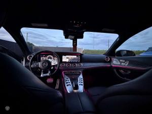 Белый Мерседес AMG GT 2019 в Вильнюс, объемом двигателя 3.00 л и пробегом 34 тыс. км за 75000 €, фото 38 на AUTOMOTO.COM.LV
