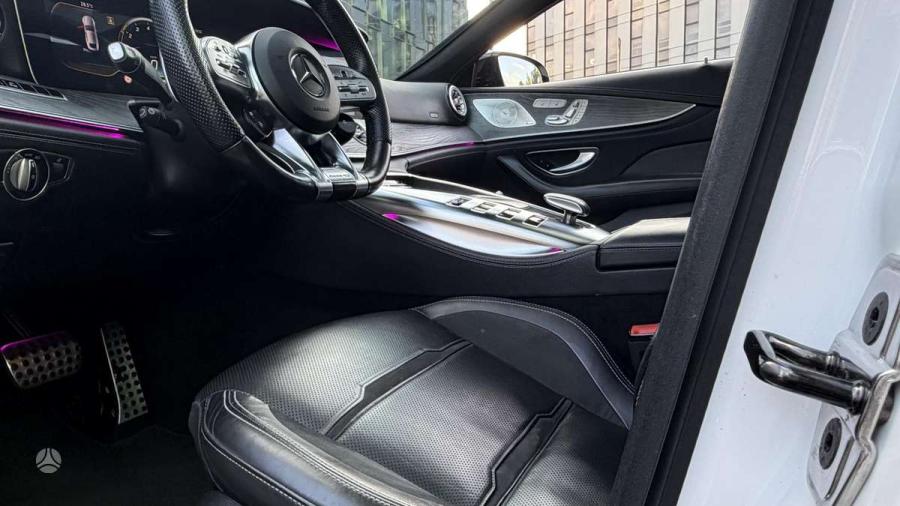 White Mercedes-Benz amg-gt 2019 in Vilnius, with an engine capacity of 3.00 L and mileage of 34 thousand km for 75000 €, photo 17 on AUTOMOTO.COM.LV