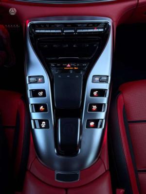 Белый Мерседес AMG GT 2020 в Вильнюс, объемом двигателя 3.98 л и пробегом 44 тыс. км за 66000 €, фото 11 на AUTOMOTO.COM.LV
