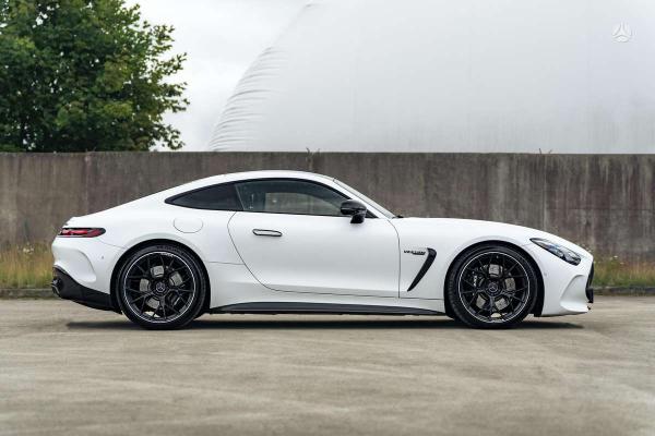 Balts Mercedes-Benz amg-gt 2024 Klaipėda, ar dzinēja tilpumu 3.98 L un nobraukumu 45 tūkst. km par 149999 €, foto 4 vietnē AUTOMOTO.COM.LV