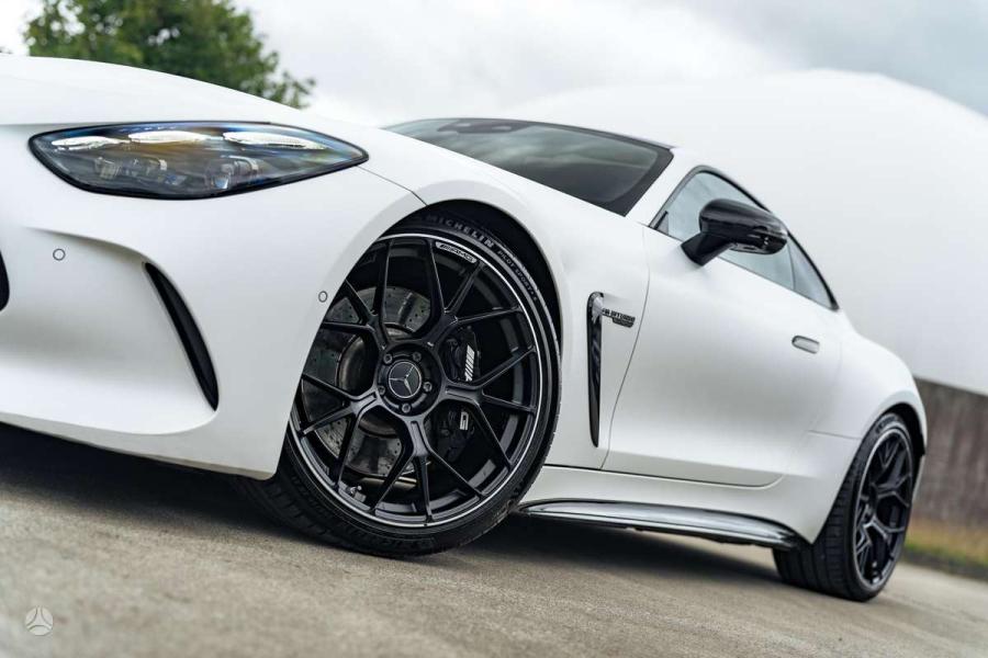 Balts Mercedes-Benz amg-gt 2024 Klaipėda, ar dzinēja tilpumu 3.98 L un nobraukumu 45 tūkst. km par 149999 €, foto 10 vietnē AUTOMOTO.COM.LV