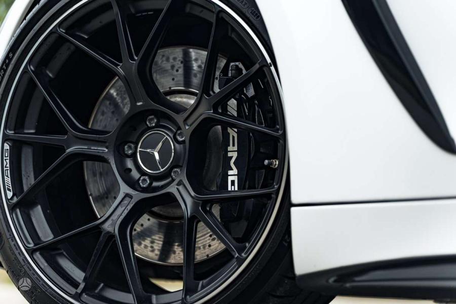 Balts Mercedes-Benz amg-gt 2024 Klaipėda, ar dzinēja tilpumu 3.98 L un nobraukumu 45 tūkst. km par 149999 €, foto 17 vietnē AUTOMOTO.COM.LV
