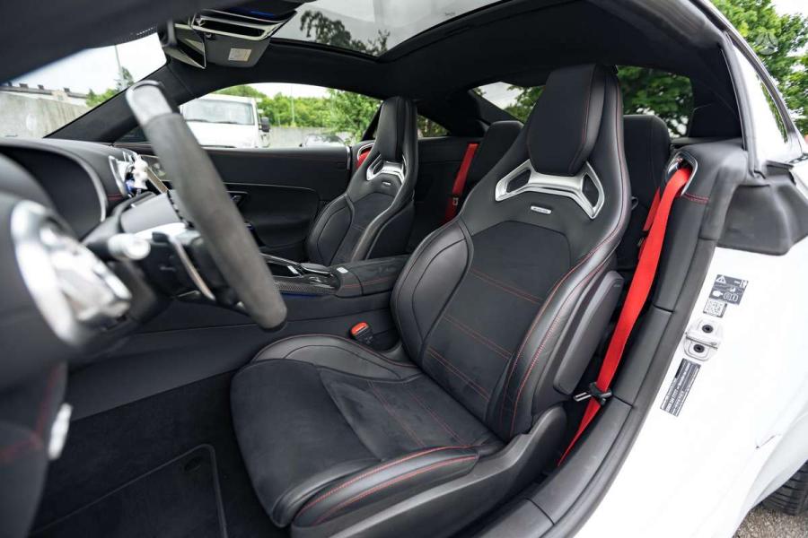 Balts Mercedes-Benz amg-gt 2024 Klaipėda, ar dzinēja tilpumu 3.98 L un nobraukumu 45 tūkst. km par 149999 €, foto 25 vietnē AUTOMOTO.COM.LV