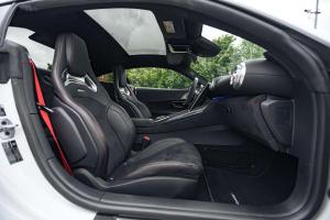 Balts Mercedes-Benz amg-gt 2024 Klaipėda, ar dzinēja tilpumu 3.98 L un nobraukumu 45 tūkst. km par 149999 €, foto 32 vietnē AUTOMOTO.COM.LV