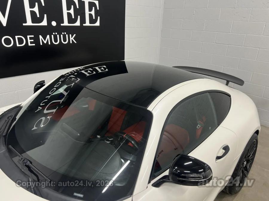 Белый Мерседес AMG GT 2015 в Таллин, объемом двигателя 4.00 л и пробегом 79 тыс. км за 64995 €, фото 8 на AUTOMOTO.COM.LV