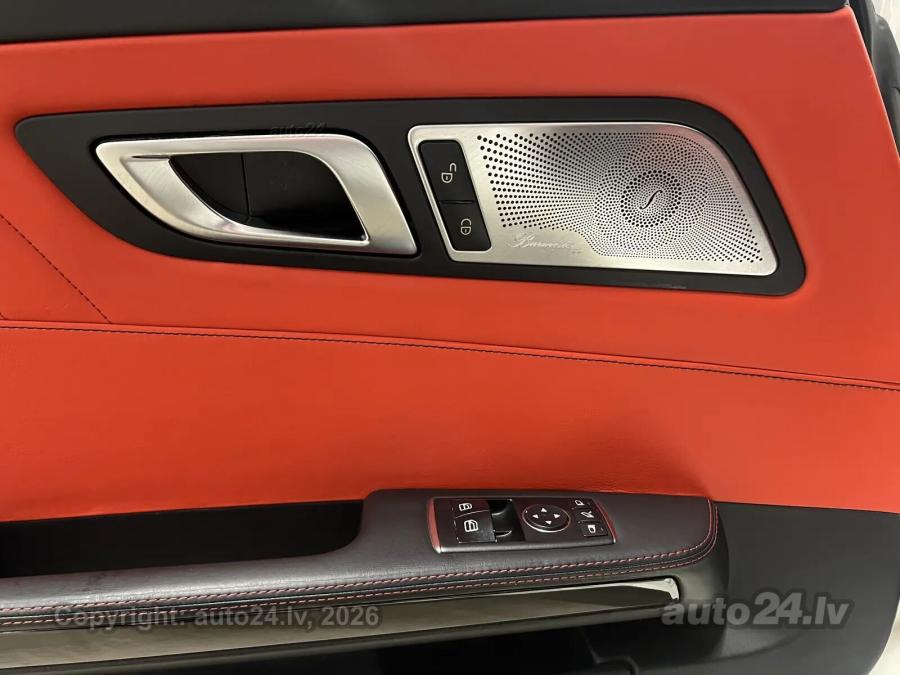 Белый Мерседес AMG GT 2015 в Таллин, объемом двигателя 4.00 л и пробегом 79 тыс. км за 64995 €, фото 16 на AUTOMOTO.COM.LV