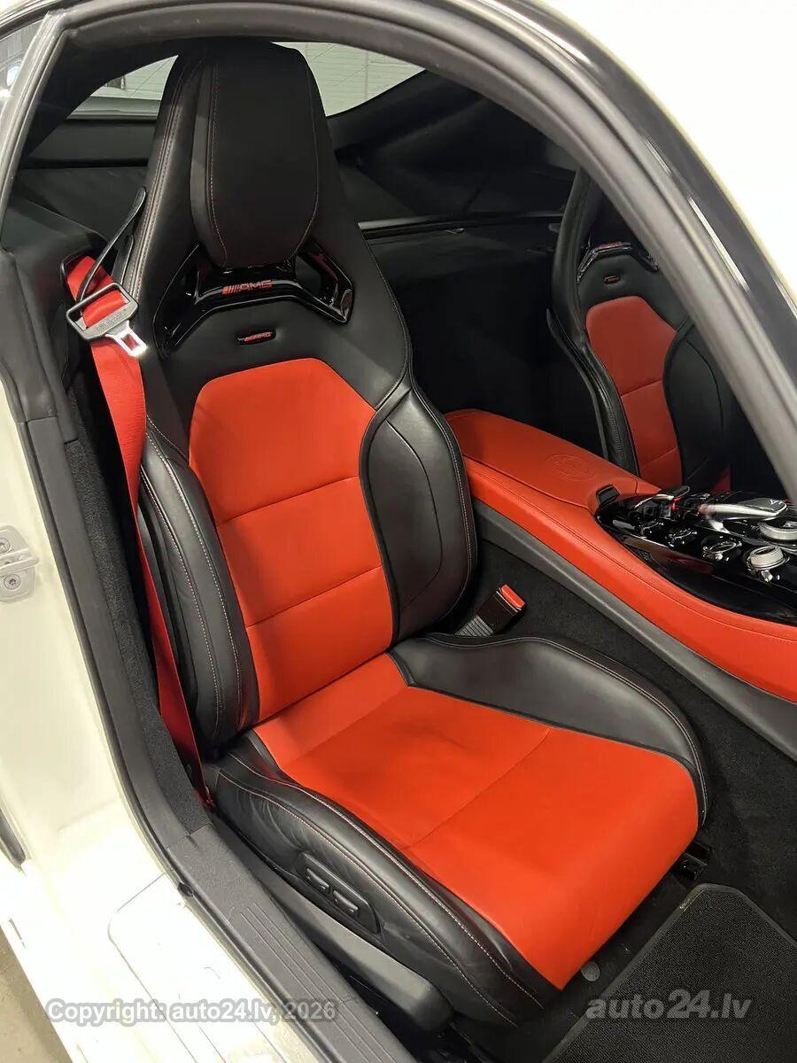 Белый Мерседес AMG GT 2015 в Таллин, объемом двигателя 4.00 л и пробегом 79 тыс. км за 64995 €, фото 19 на AUTOMOTO.COM.LV