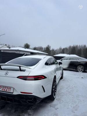 Белый Мерседес AMG GT 2020 в Вильнюс, объемом двигателя 3.00 л и пробегом 80 тыс. км за 85000 €, фото 4 на AUTOMOTO.COM.LV