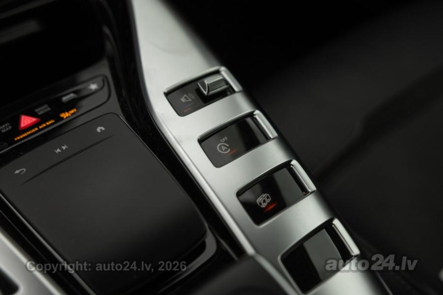 Balts Mercedes-Benz amg-gt 2020 Tallina, ar dzinēja tilpumu 3.00 L un nobraukumu 110 tūkst. km par 59900 €, foto 19 vietnē AUTOMOTO.COM.LV