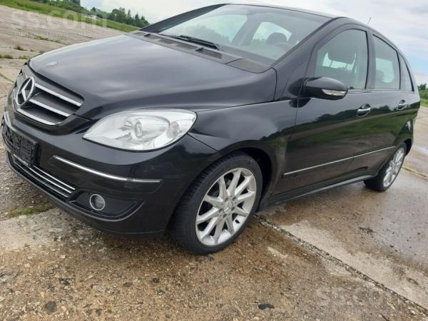 Черный Мерседес B 150 2007 в Рига, объемом двигателя 1.50 л и пробегом 243 тыс. км за 2490 €, фото 1 на AUTOMOTO.COM.LV