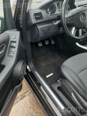 Черный Мерседес B 150 2007 в Рига, объемом двигателя 1.50 л и пробегом 243 тыс. км за 2490 €, фото 4 на AUTOMOTO.COM.LV