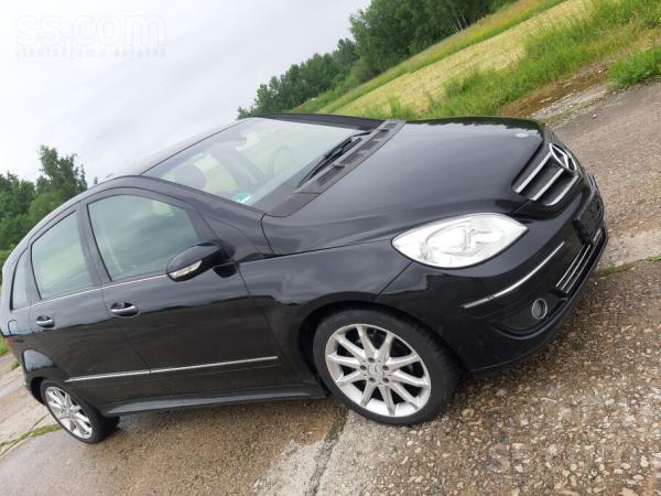 Черный Мерседес B 150 2007 в Рига, объемом двигателя 1.50 л и пробегом 243 тыс. км за 2490 €, фото 4 на AUTOMOTO.COM.LV