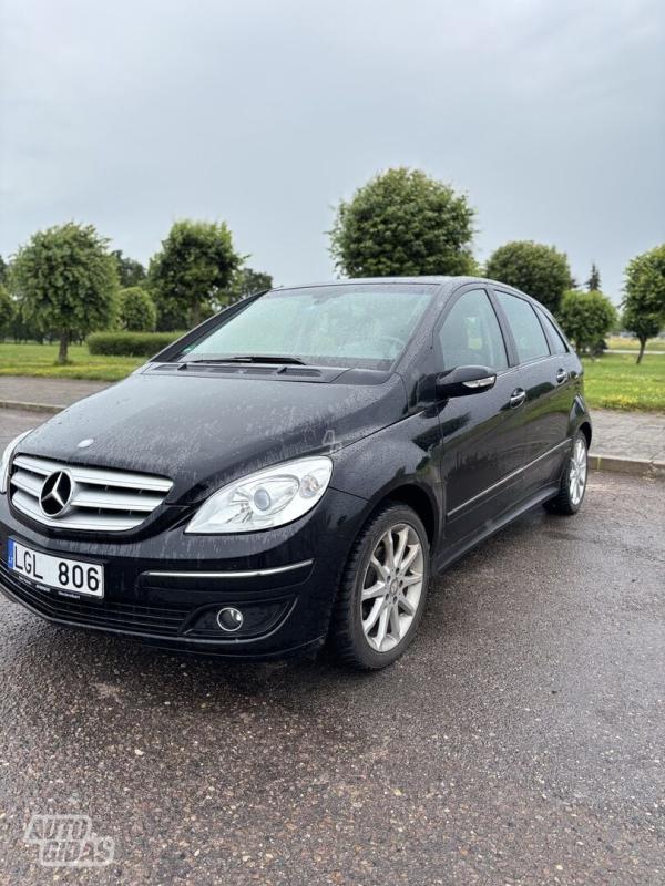 Melns Mercedes-Benz B 150 2008 Kauņa, ar dzinēja tilpumu 1.40 L un nobraukumu 296 tūkst. km par 1800 €, foto 1 vietnē AUTOMOTO.COM.LV