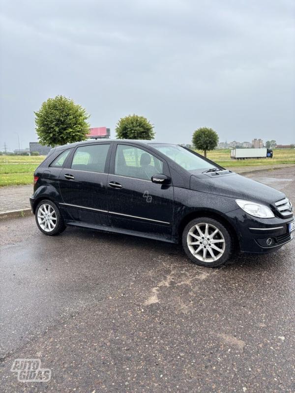Melns Mercedes-Benz B 150 2008 Kauņa, ar dzinēja tilpumu 1.40 L un nobraukumu 296 tūkst. km par 1800 €, foto 3 vietnē AUTOMOTO.COM.LV