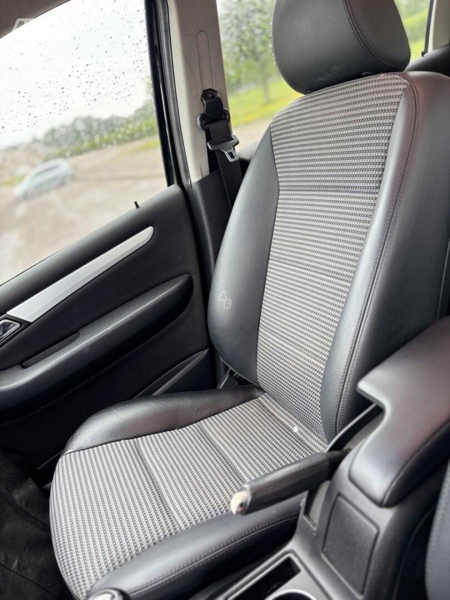 Черный Мерседес B 150 2008 в Каунас, объемом двигателя 1.40 л и пробегом 296 тыс. км за 1800 €, фото 8 на AUTOMOTO.COM.LV