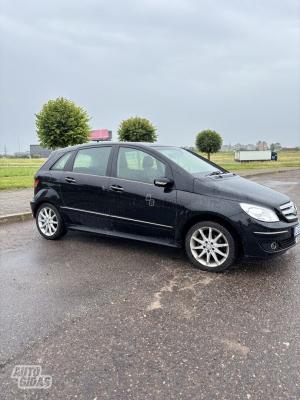 Черный Мерседес B 150 2008 в Каунас, объемом двигателя 1.40 л и пробегом 296 тыс. км за 1800 €, фото 4 на AUTOMOTO.COM.LV