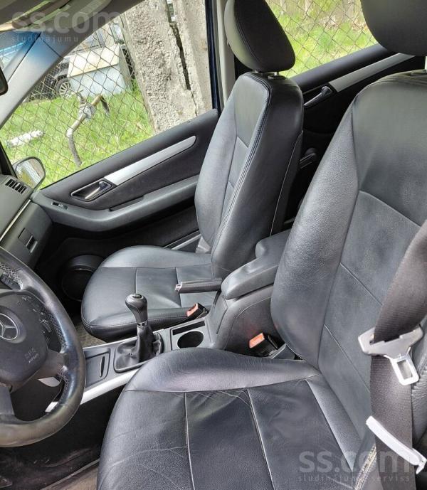 Синий Мерседес B 150 2006 в Елгава, объемом двигателя 1.50 л и пробегом 214 тыс. км за 1800 €, фото 5 на AUTOMOTO.COM.LV